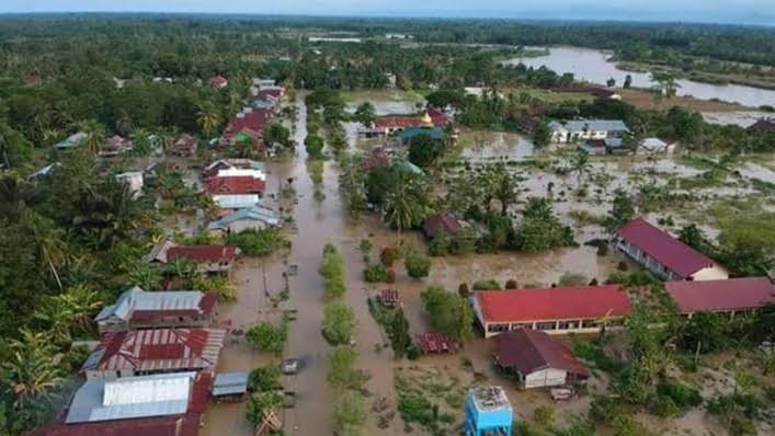 Bmkg Makassar Waspada Efek La Nina Potensi Bencana Hidrometeorologi