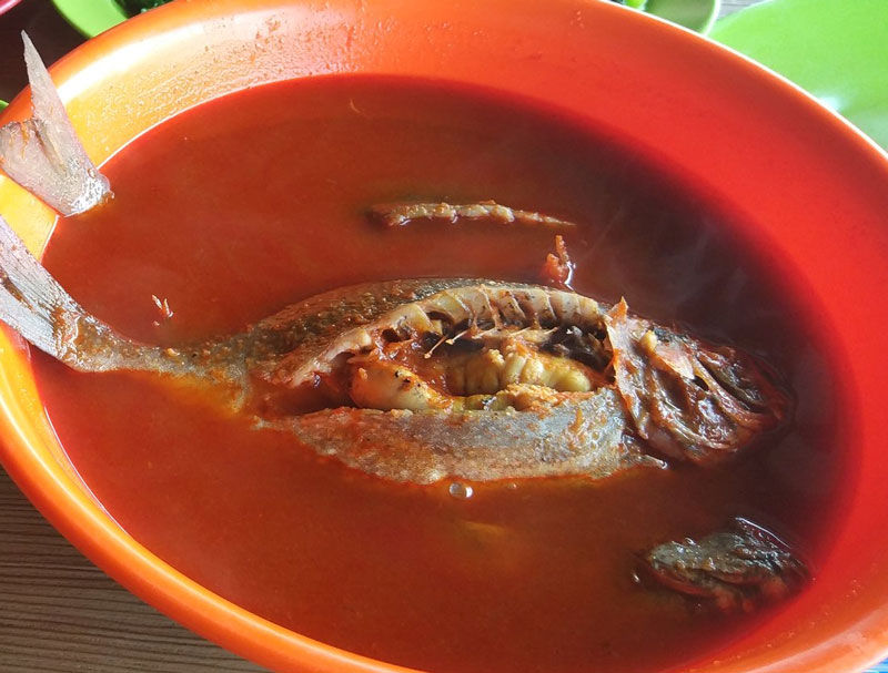 Memasak Asam Pedas Ikan Dingkis - sijori.id