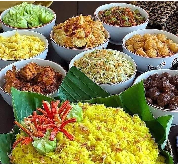 Intip Yuk Cara Buat Nasi Kuning Makyus - wongkito.co